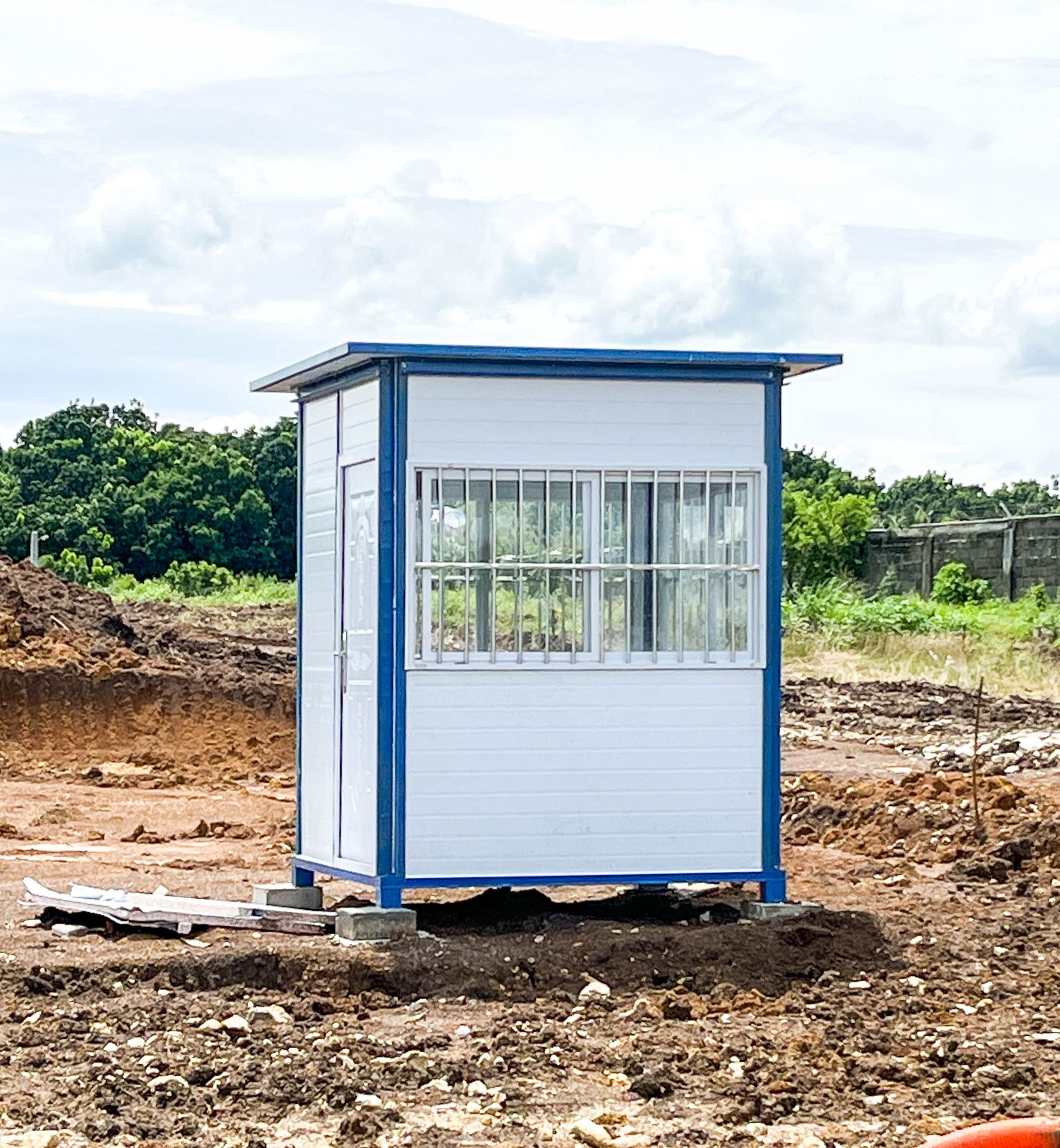 Prefab Guard House | Durable & Secure Modular Security Booths