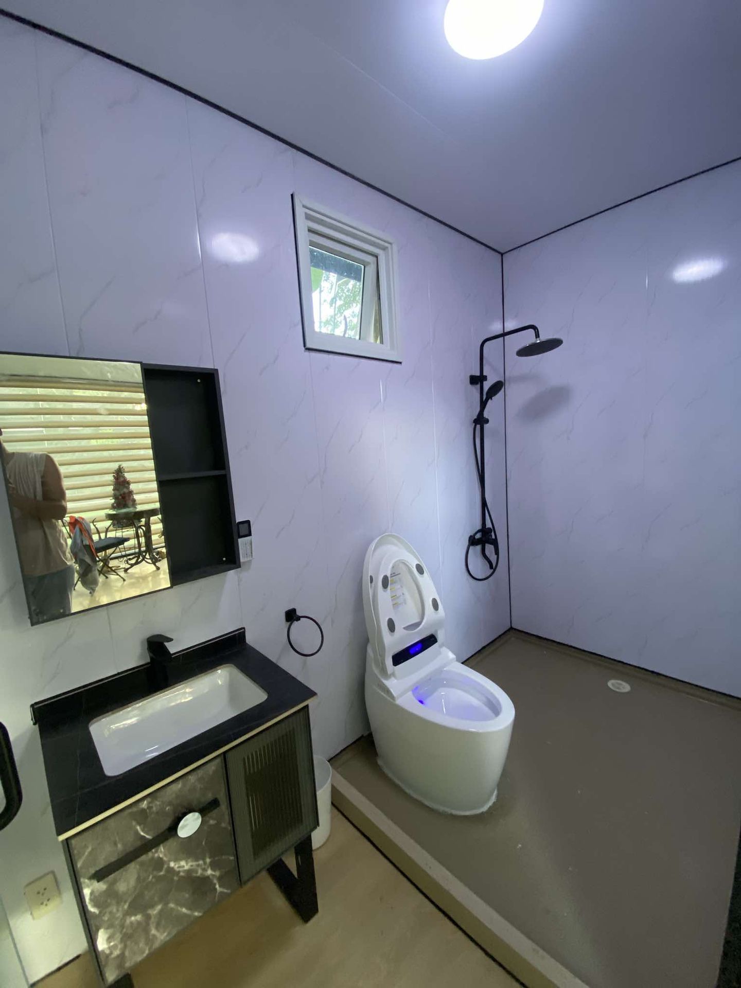 Comfort-Room | ZhongJian Prefab Container House Philippines